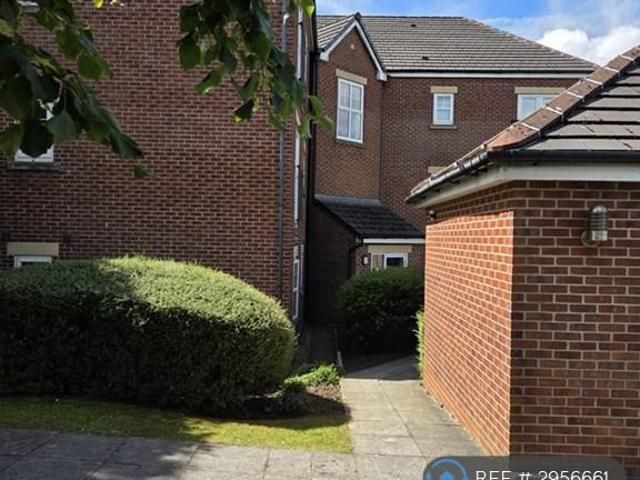 2 bedroom flat to rent