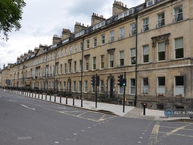 2 bedroom flat to rent