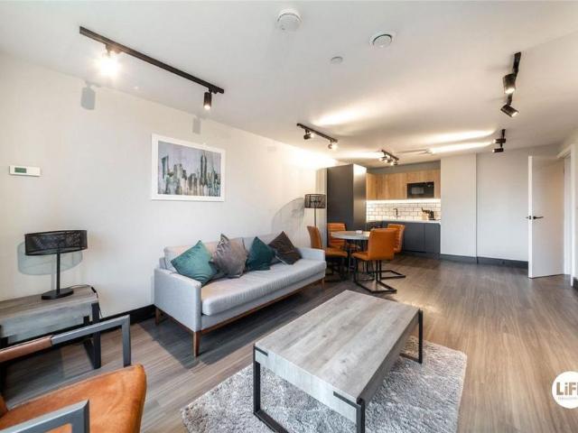 2 bedroom flat to rent