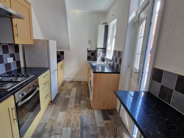 2 bedroom flat to rent