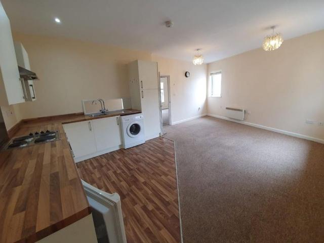 2 bedroom flat to rent