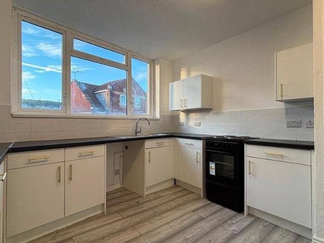 2 bedroom flat to rent