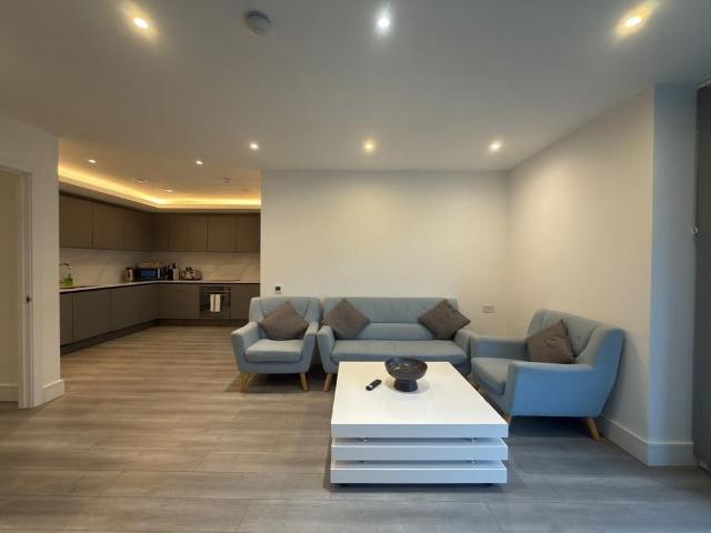 2 bedroom flat to rent
