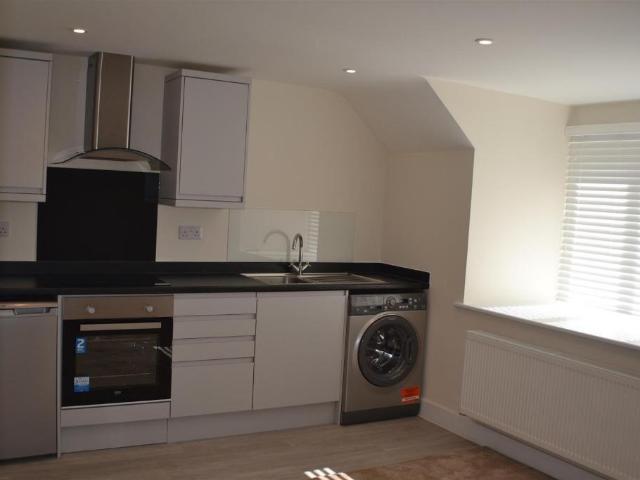 2 bedroom flat to rent