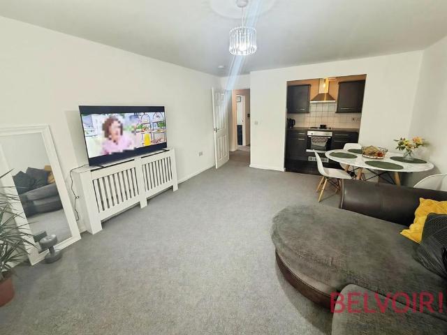 2 bedroom flat to rent
