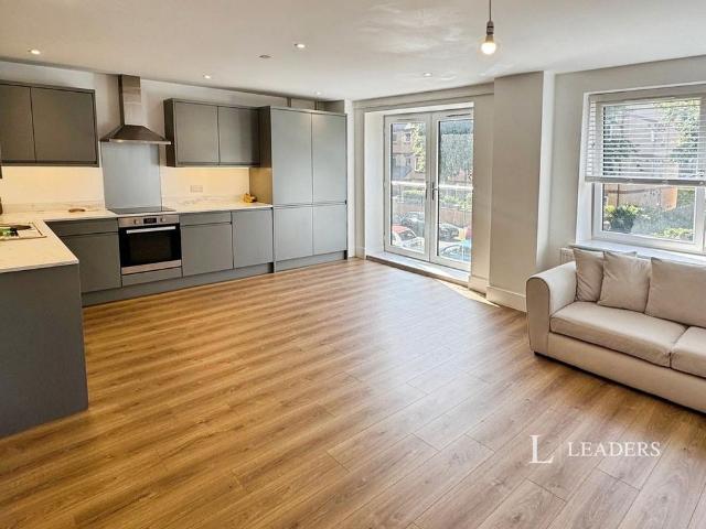 2 bedroom flat to rent
