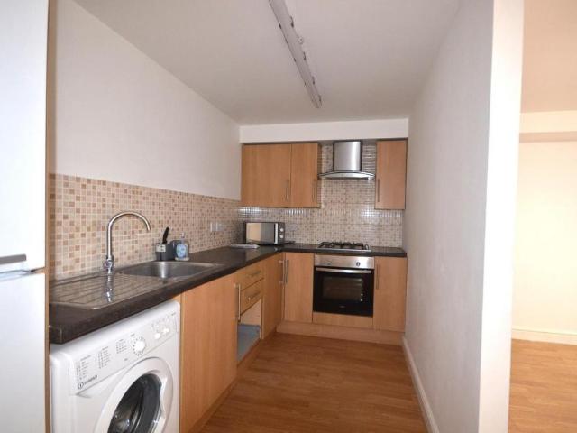 2 bedroom flat to rent