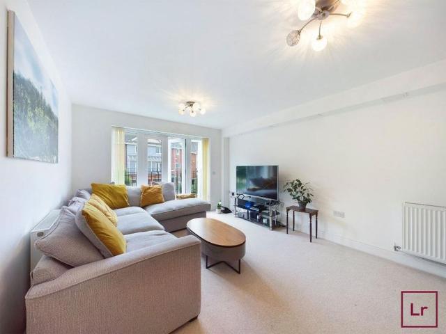 2 bedroom flat to rent