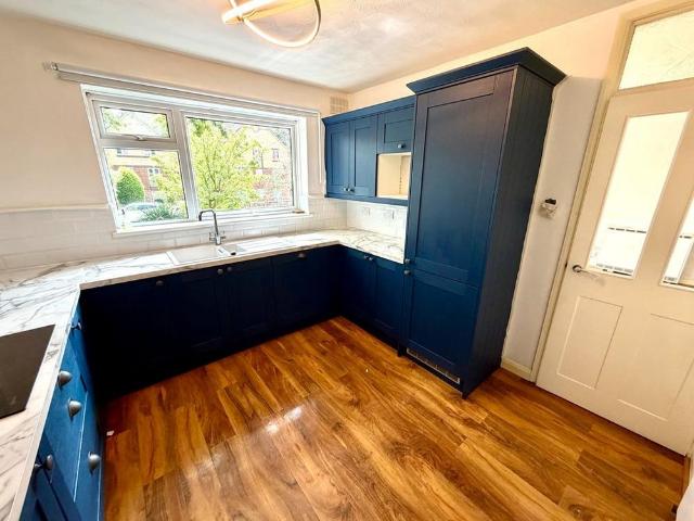 2 bedroom flat to rent