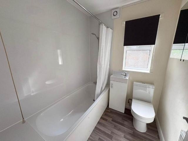2 bedroom flat to rent