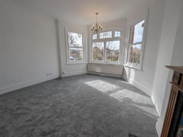 2 bedroom flat to rent