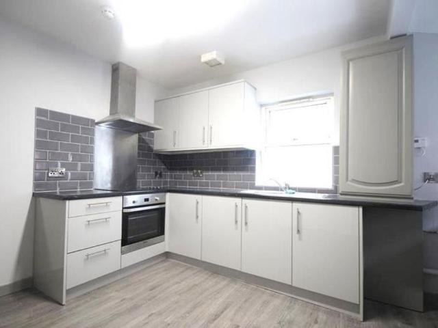2 bedroom flat to rent