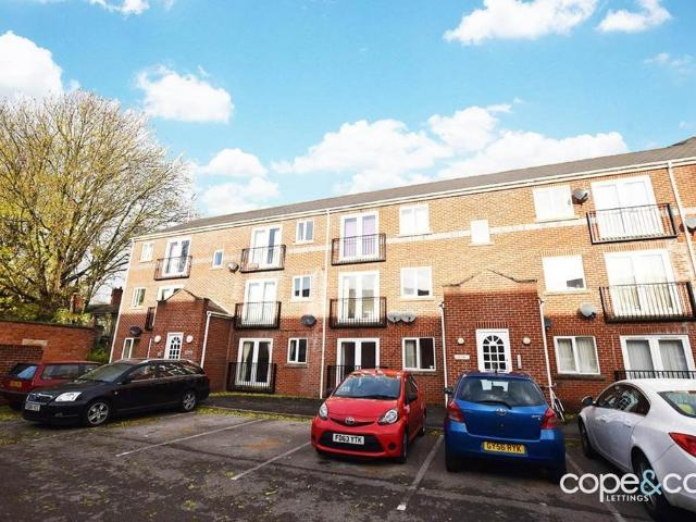 2 bedroom flat to rent