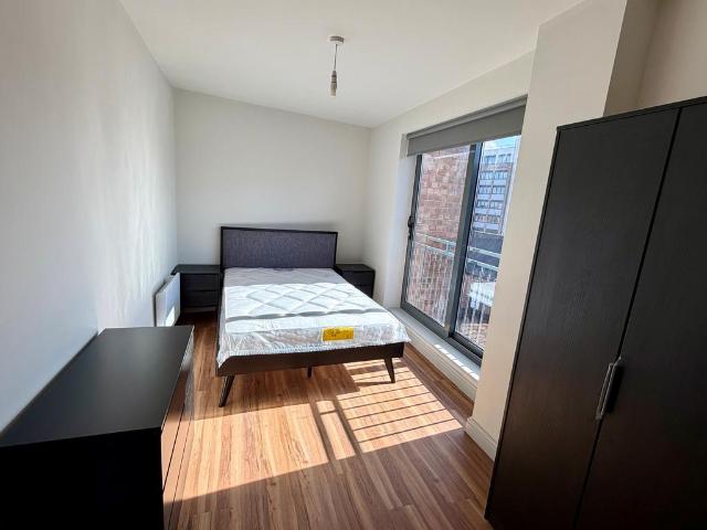 2 bedroom flat to rent