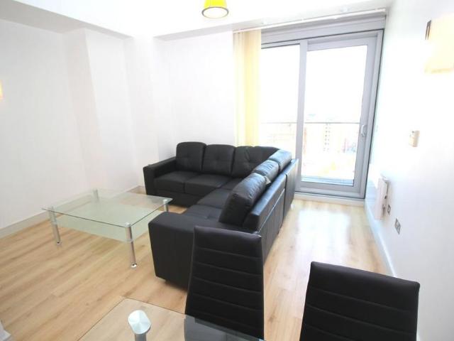 2 bedroom flat to rent