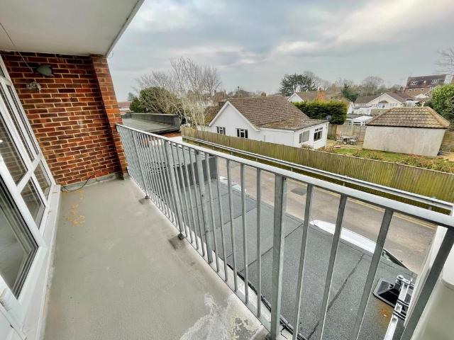 2 bedroom flat to rent