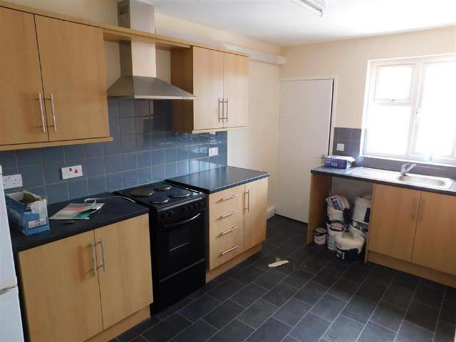 2 bedroom flat to rent