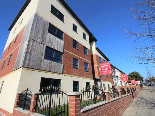 2 bedroom flat to rent