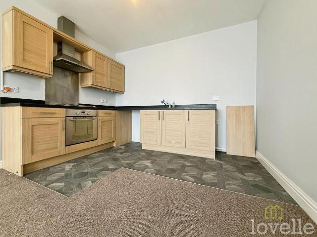 2 bedroom flat to rent