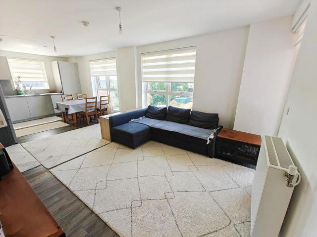2 bedroom flat to rent