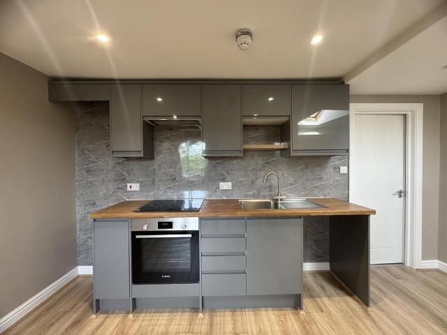 2 bedroom flat to rent