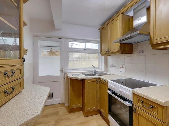 2 bedroom flat to rent
