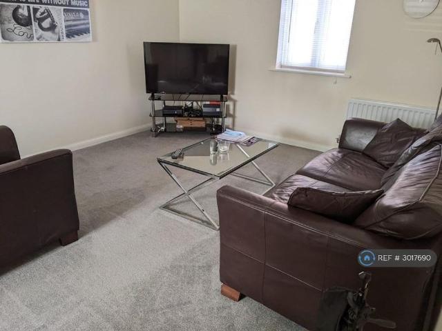 2 bedroom flat to rent