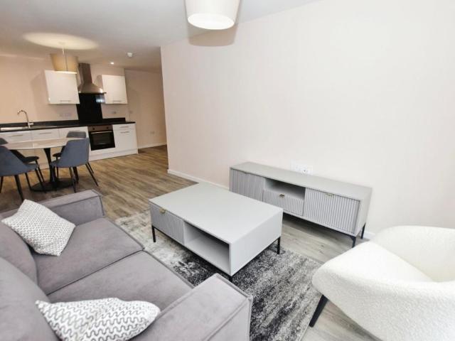 2 bedroom flat to rent