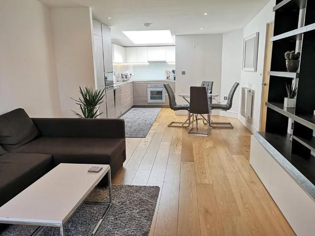 2 bedroom flat to rent