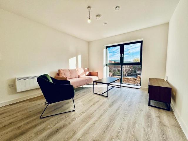 2 bedroom flat to rent