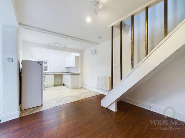 2 bedroom flat to rent