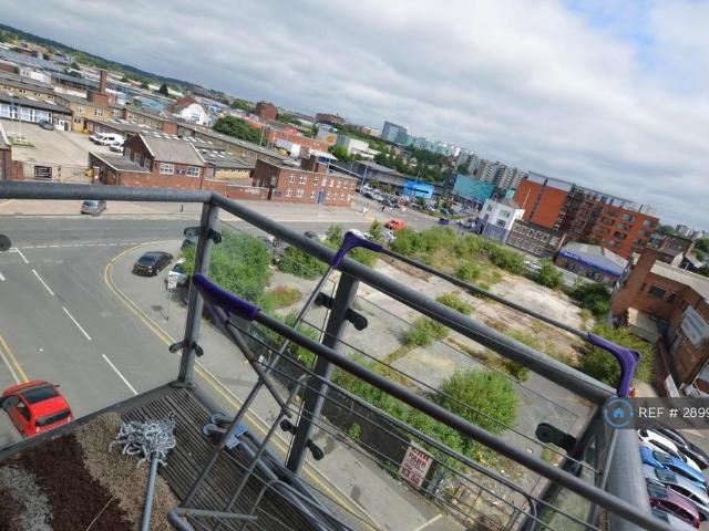 2 bedroom flat to rent