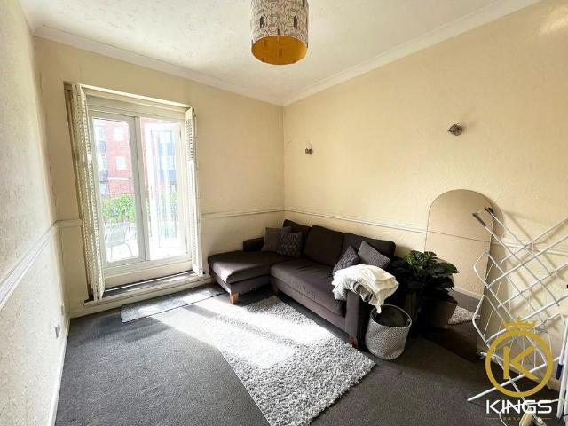 2 bedroom flat to rent