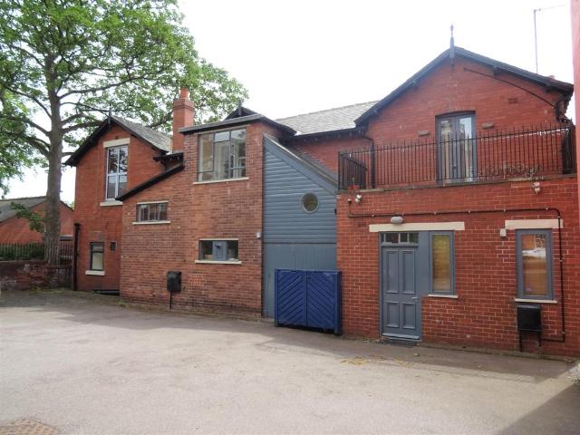 2 bedroom flat to rent