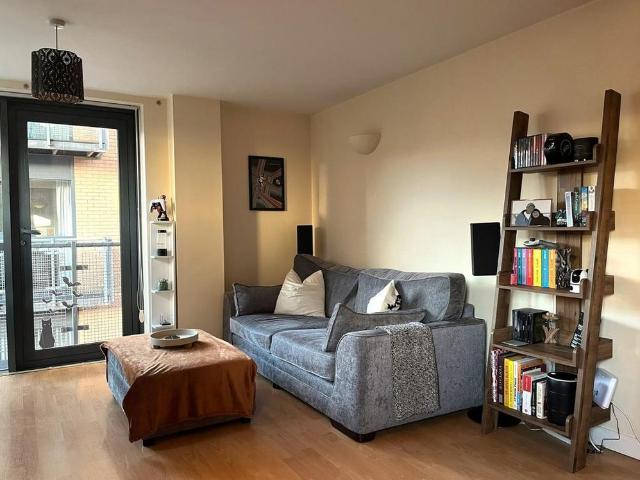 2 bedroom flat to rent