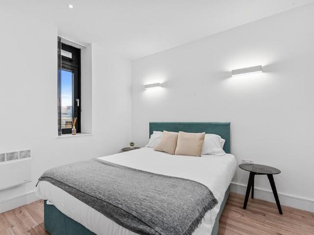 2 bedroom flat to rent