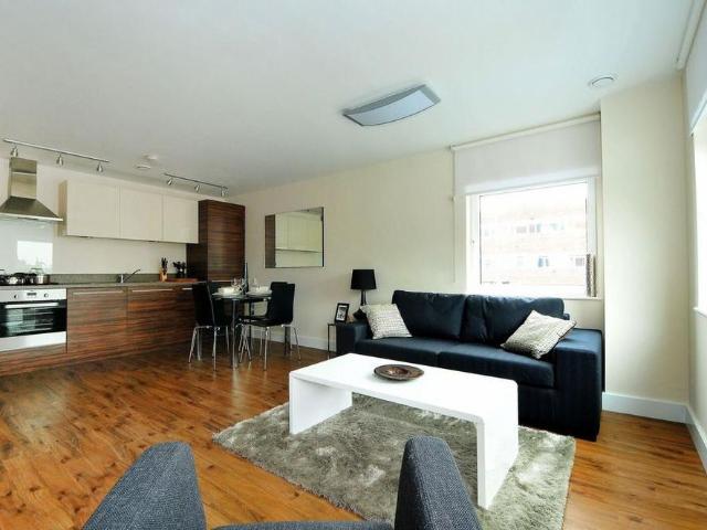2 bedroom flat to rent