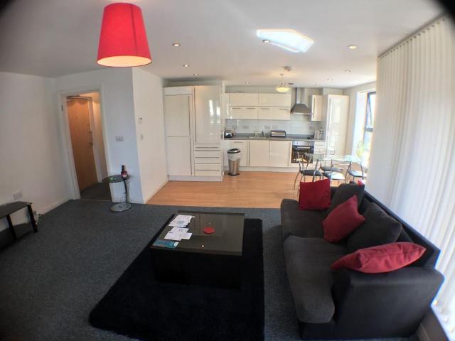 2 bedroom flat to rent