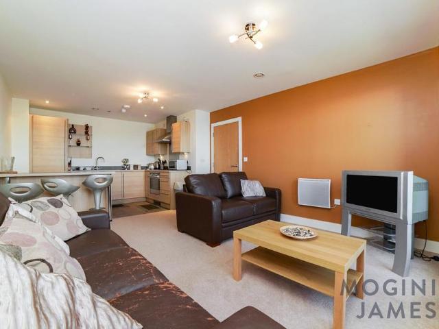 2 bedroom flat to rent