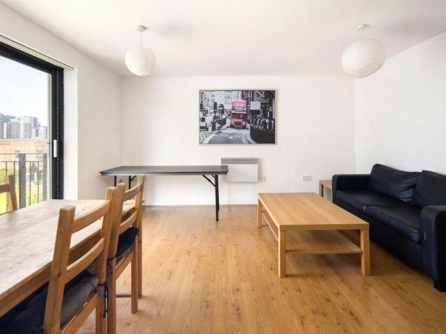 2 bedroom flat to rent