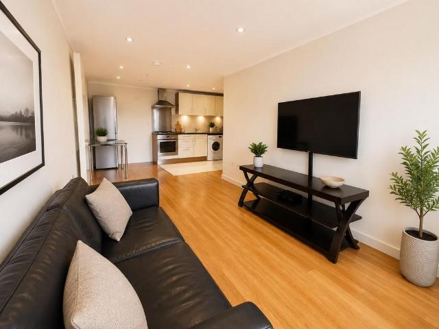 2 bedroom flat to rent