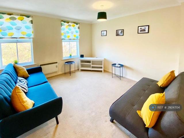 2 bedroom flat to rent