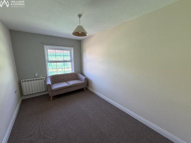 2 bedroom flat to rent