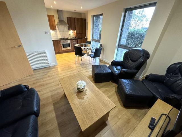 2 bedroom flat to rent