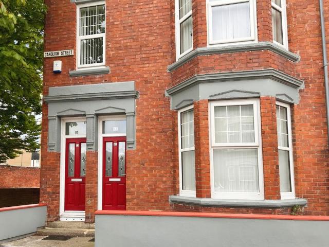 2 bedroom flat to rent