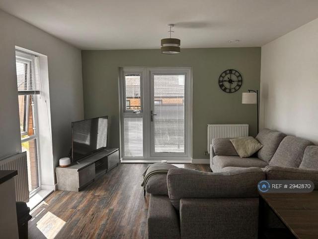 2 bedroom flat to rent
