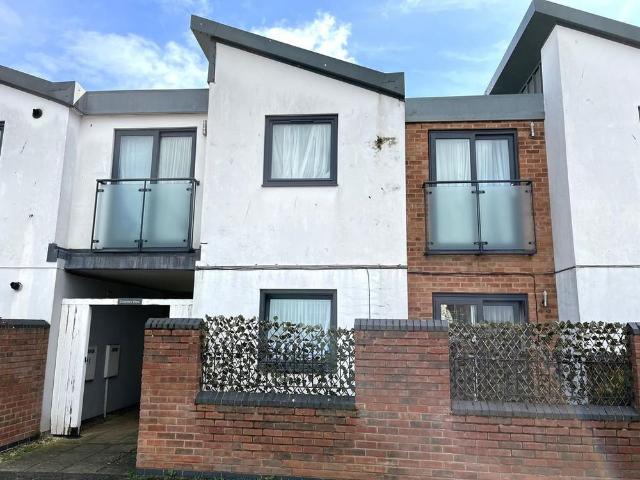 2 bedroom flat to rent