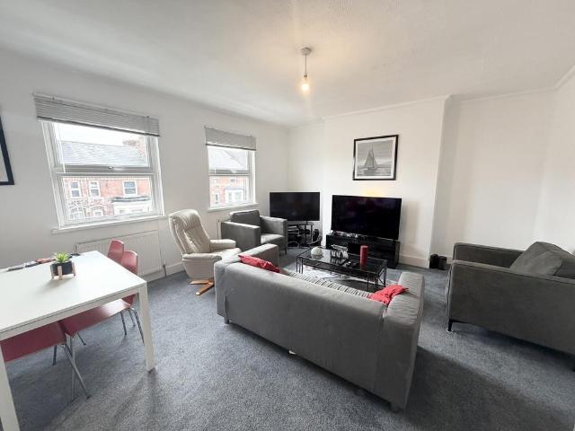 2 bedroom flat to rent