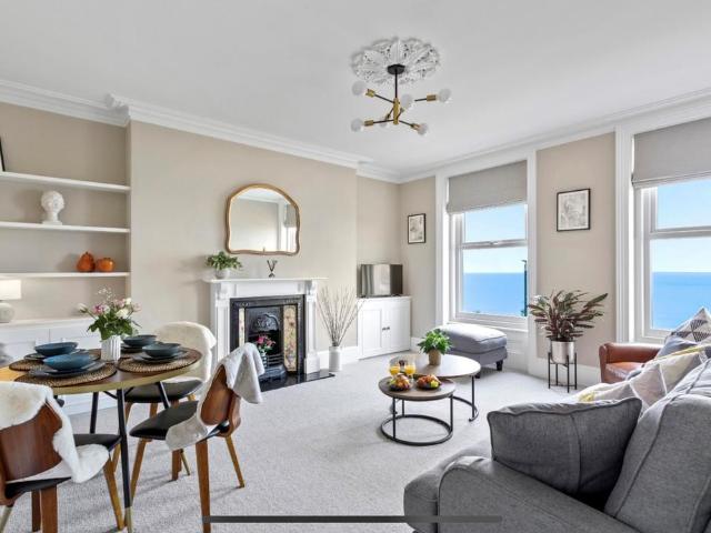 2 bedroom flat to rent