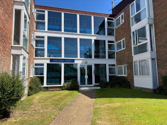 2 bedroom flat to rent